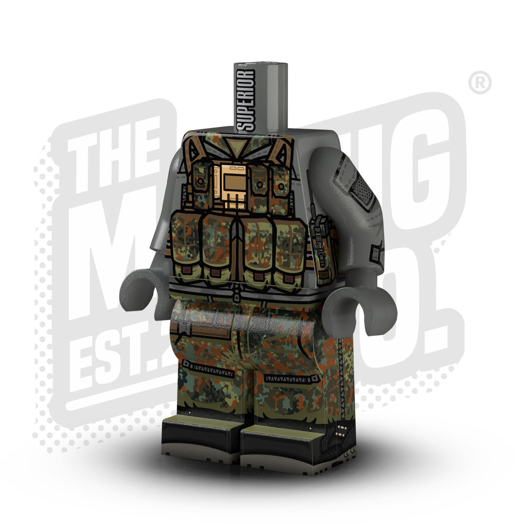 Modern Operator Body - Flecktarn – The Minifig Co.